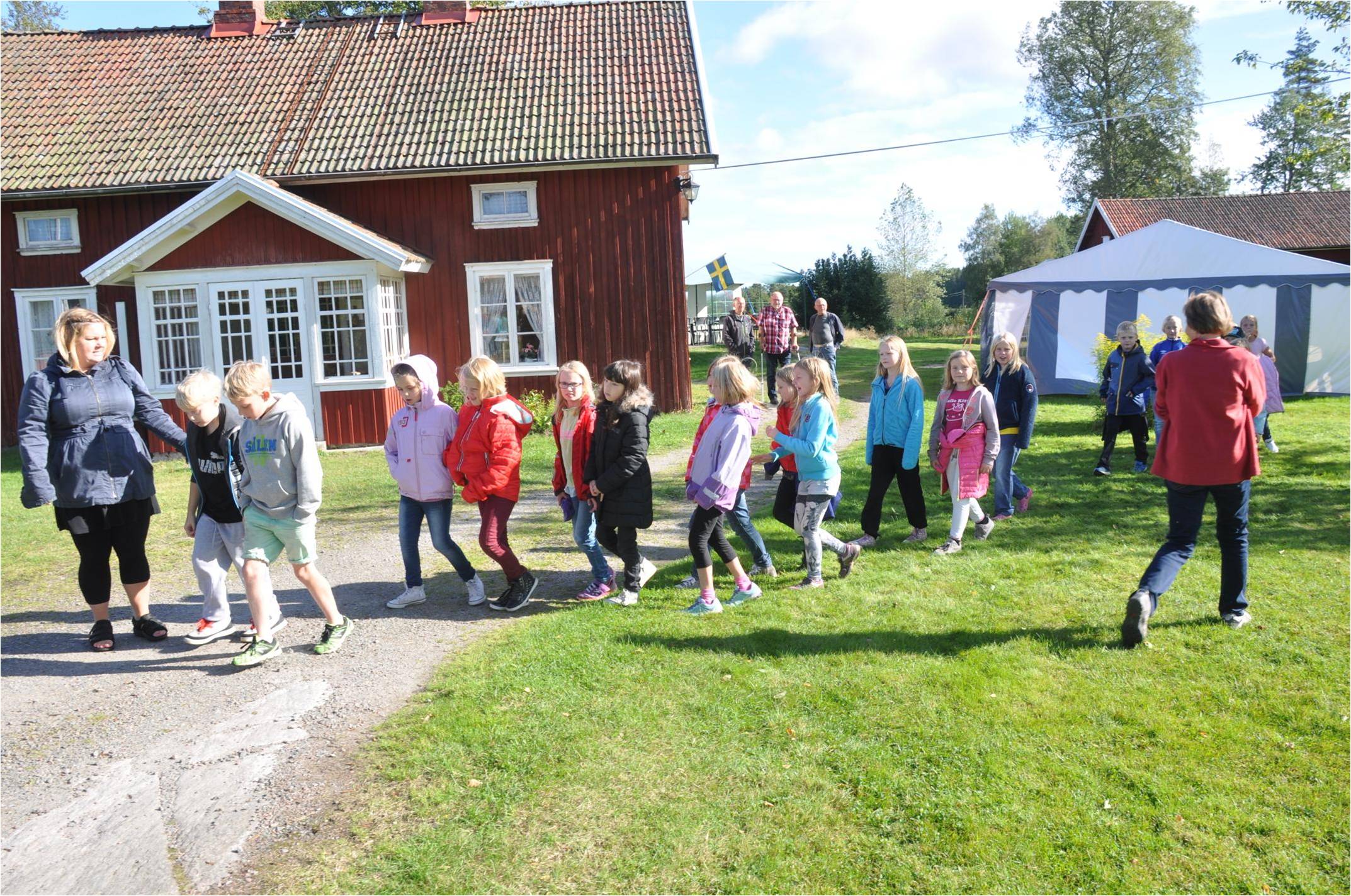 Åsaka skola på besök 7, 8 och 10 september